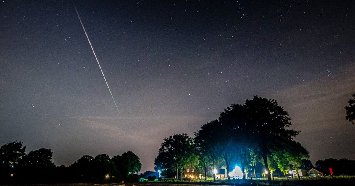 Enorme meteoor waargenomen boven Engeland en Frankrijk: 'Wow'