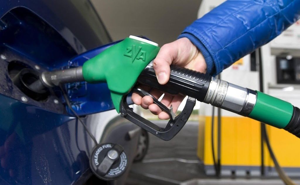 Nederlandse benzineprijs gaat richting de 2,10 euro per liter