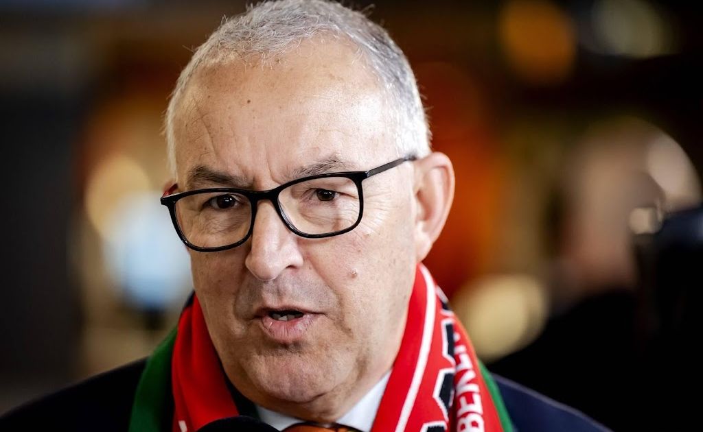 Aboutaleb krijgt hoge onderscheiding tijdens afscheid