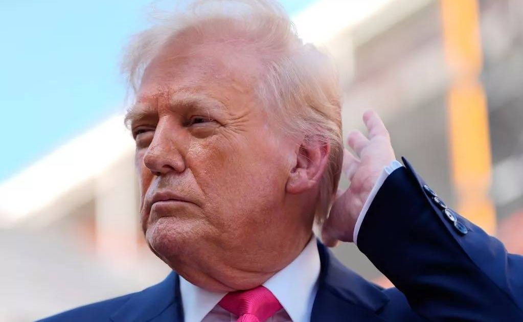 'Corrupt en verdorven': Trump richt miljardenfonds op om ...