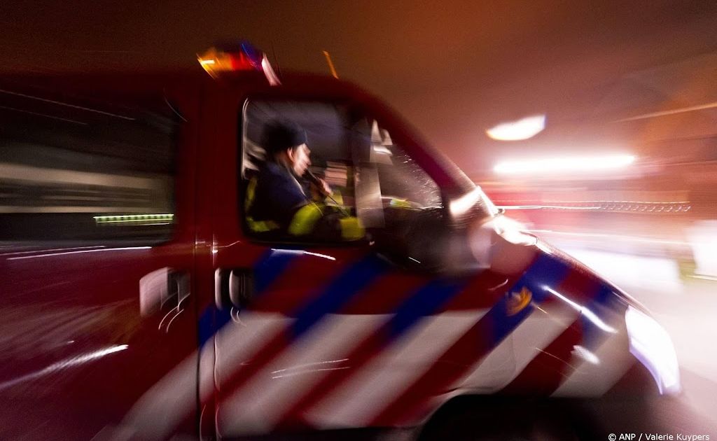 Meerdere woningen ontruimd door brand in loods in Den Haag