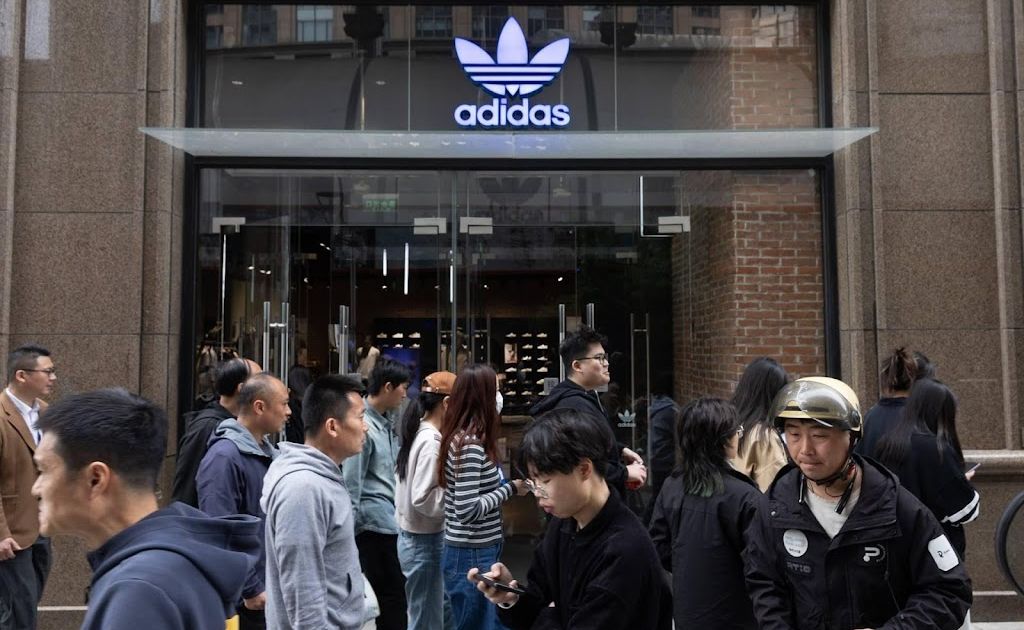 Adidas verdient meer aan verkoop sportkleding