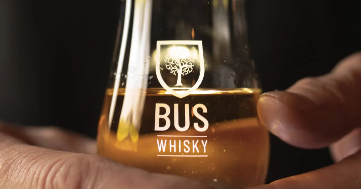 Bus Whisky vraagt om creativiteit bij uitdaging gerstoogst