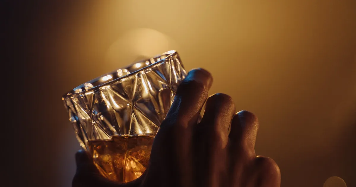 Nieuwe distilleerderij komt uit Weert: eerste new make spirit al in het vat