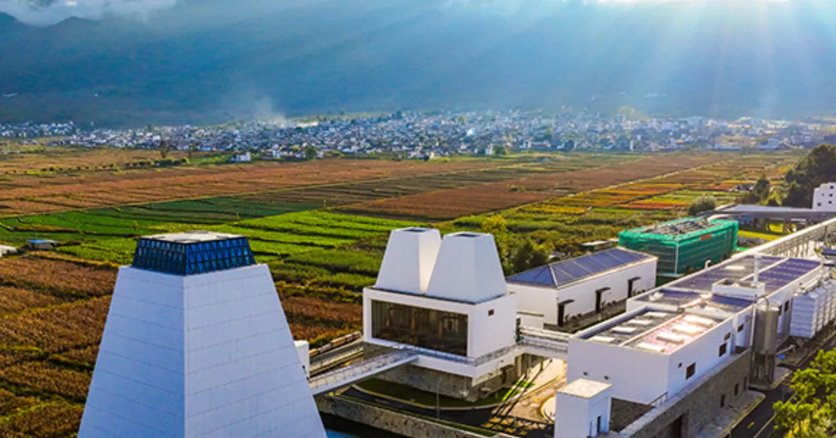 Dit is de eerste Chinese whisky distilleerderij van Diageo