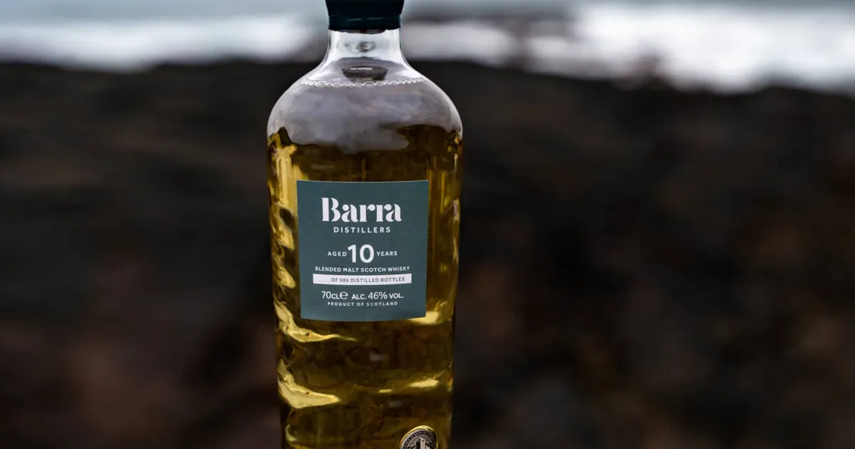 Deze eerste whisky's van Isle of Barra Distillers geven een voorproefje ...