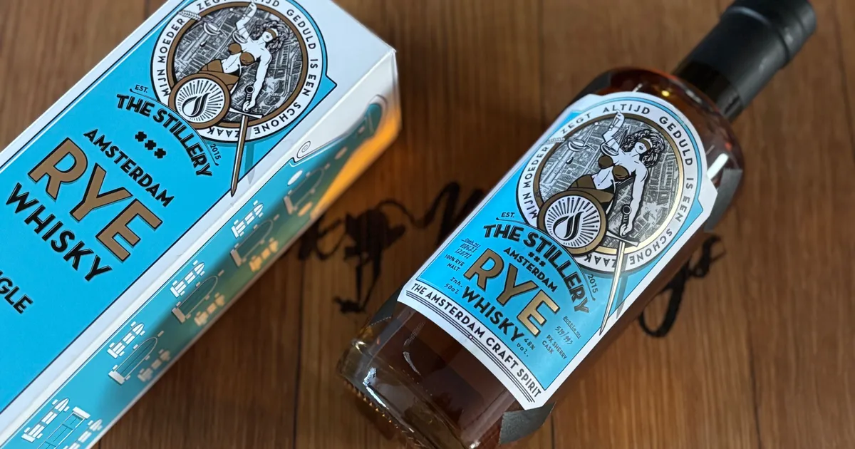 The Stillery Single Rye PX Sherry Cask Review: Gedroogde steenvruchten ...