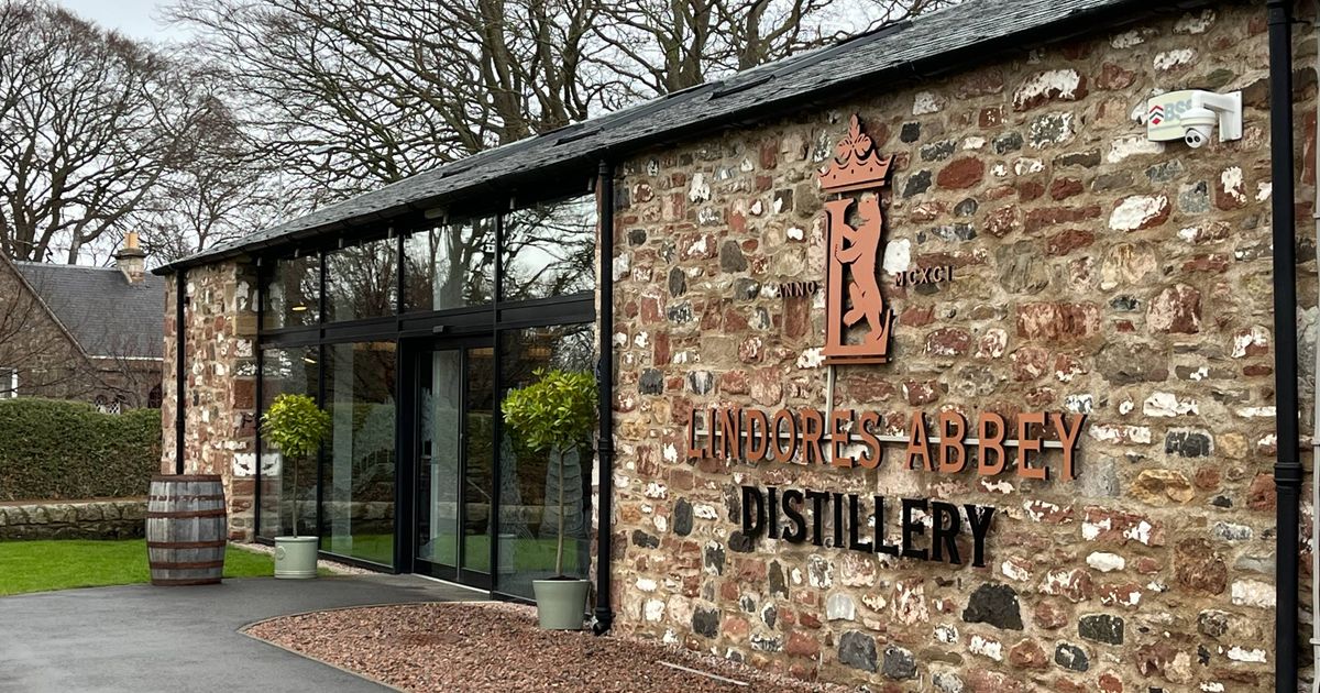5 redenen om de Lindores Abbey Distillery te bezoeken in Schotland