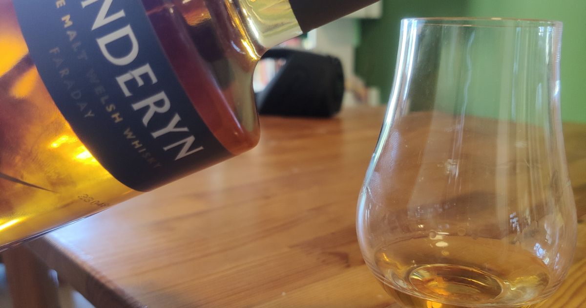 Whisky With Notes of Nuts and Hay? Discover Penderyn Faraday in this Review