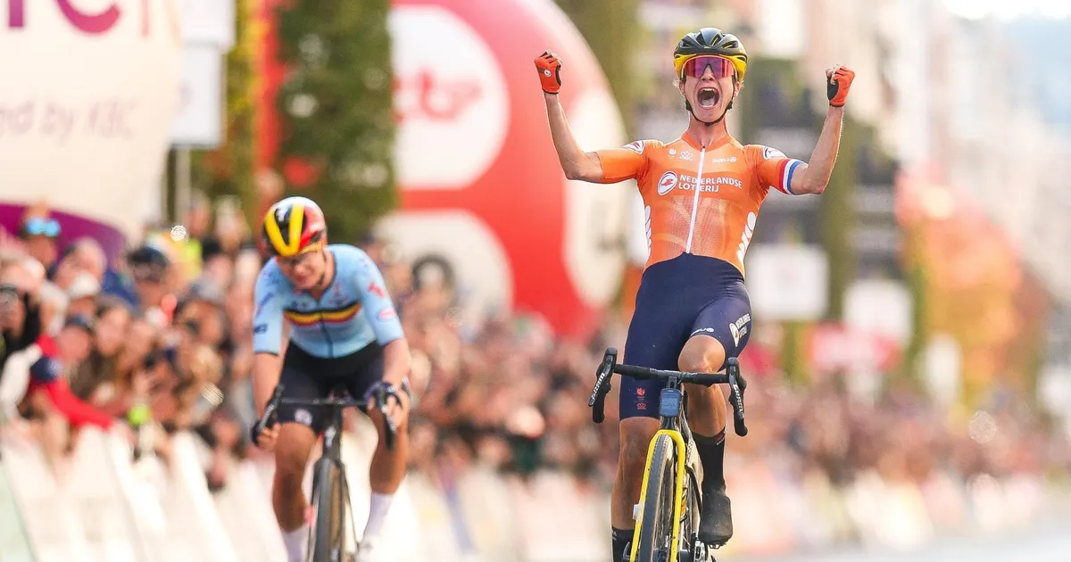 Marianne Vos rijdt 4 crossen en overweegt WK-deelname: 'Ik ben er klaar ...