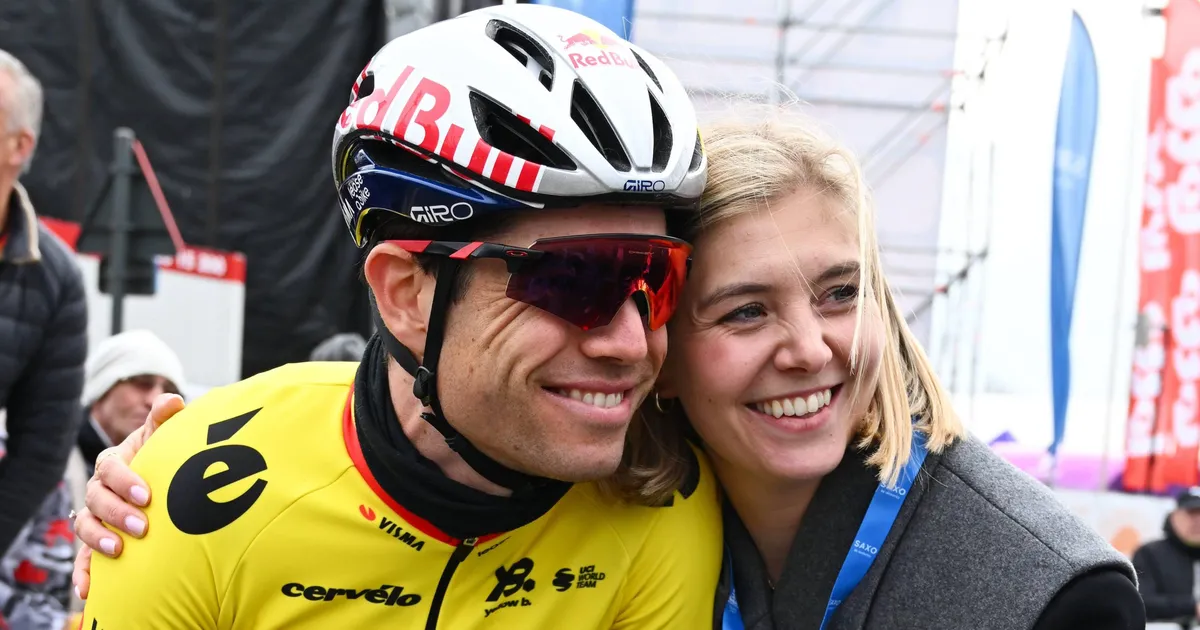 Belgische YouTuber maakt Wout van Aert met de grond gelijk