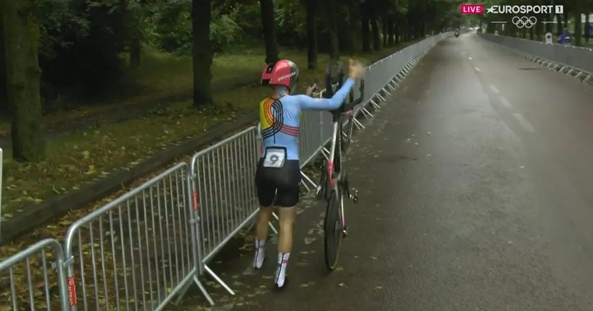"Jammer, want ik was echt goed bezig" - Lotte Kopecky's eerste hoop op een Olympische medaille ...