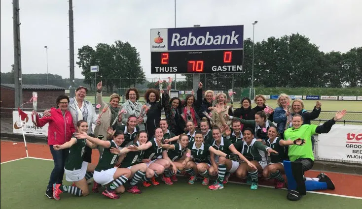 Hockeydames MHC Wijchen blijven in de race promotie