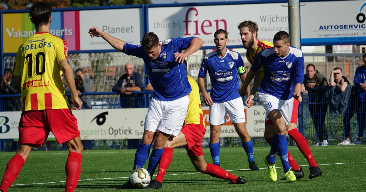 Jos Peltzer bezorgt Woezik belangrijke winst in blessuretijd