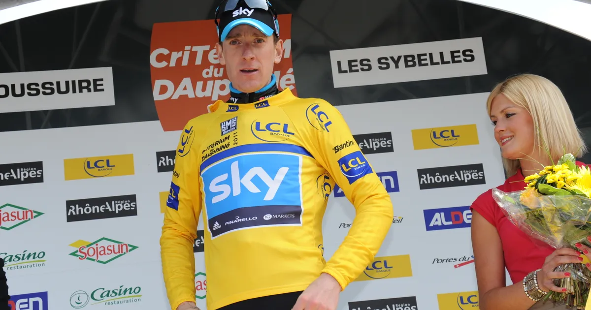 Armstrong helps Wiggins by paying for his therapy: "He is a good man"