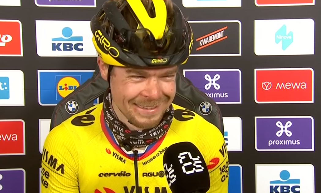 Surprise win for Jan Tratnik in a chaotic Omloop Het Nieuwsblad finale ...