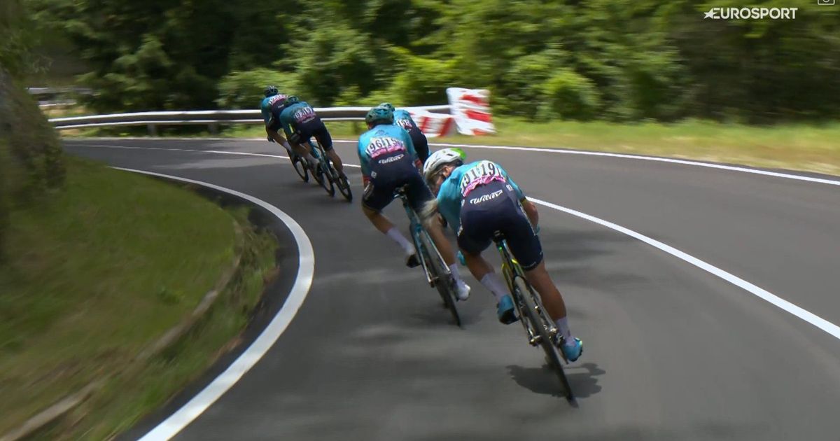 🎥 Cavendish vomits mid-ride in Tour kickoff, Jakobsen struggles early on