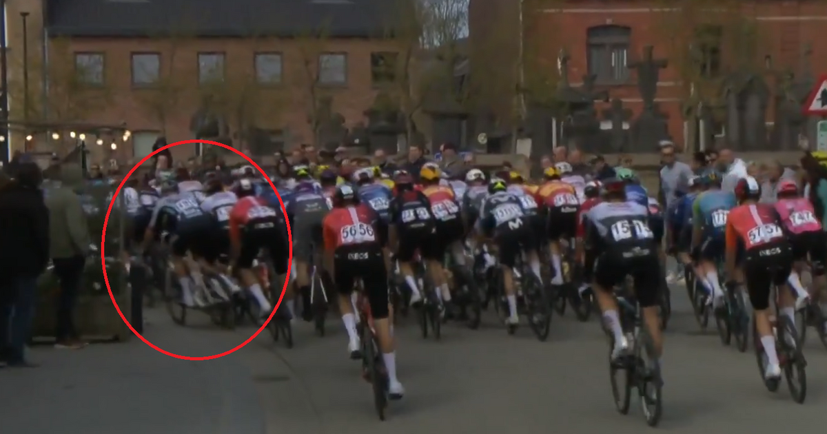 🎥 Jordi Meeus under heavy fire after kamikaze move causes crash in Gent ...