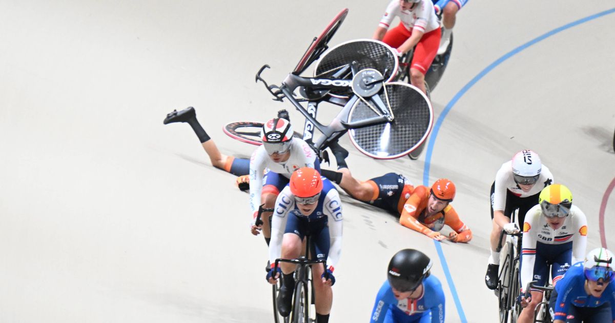 Lorena Wiebes krijgt zelfs na zware val op WK baan te maken met haat en ...