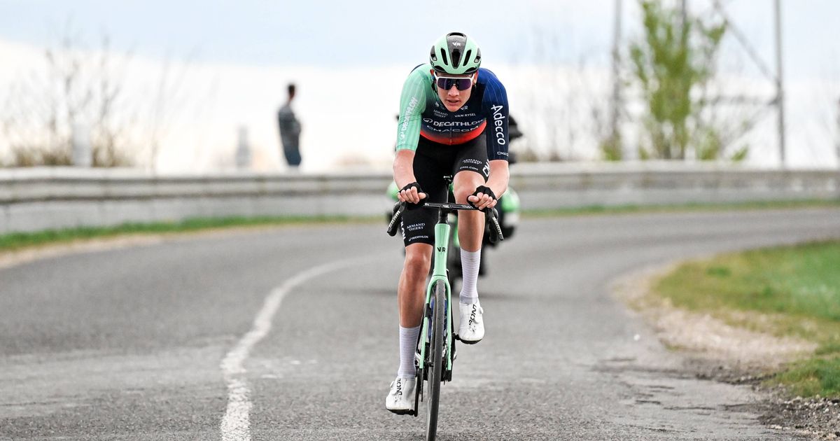 Daan Hoole to miss ‘Mini-Roubaix’ after broken finger but remains ...