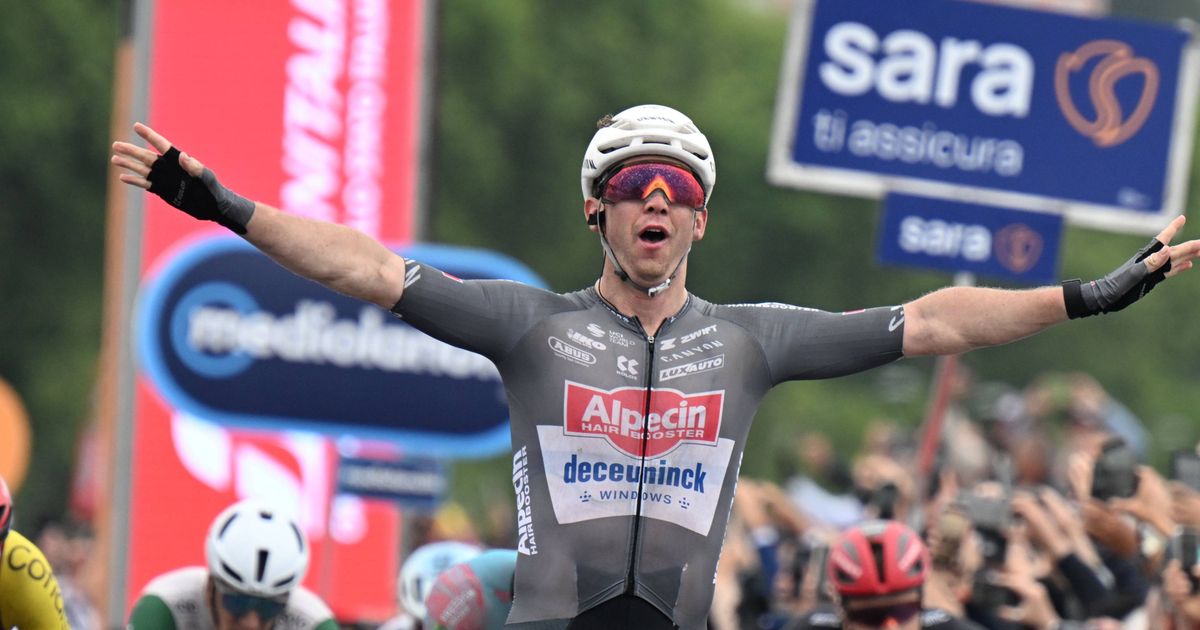 Alpecin-Premier Tech lead with Kaden Groves at Giro d'Italia
