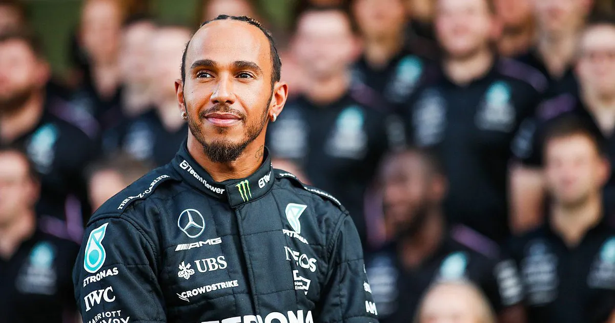 'Hamilton is verboden om collega's van Mercedes naar Ferrari mee te nemen'