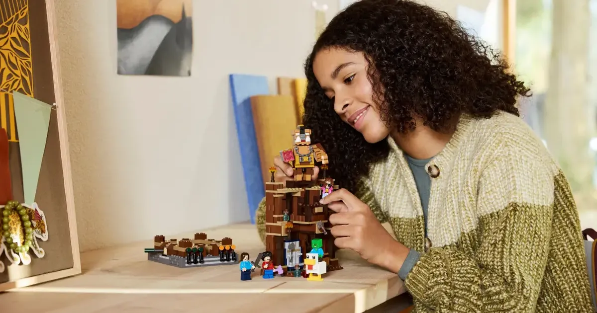 Twee nieuwe LEGO Minecraft-sets onthuld