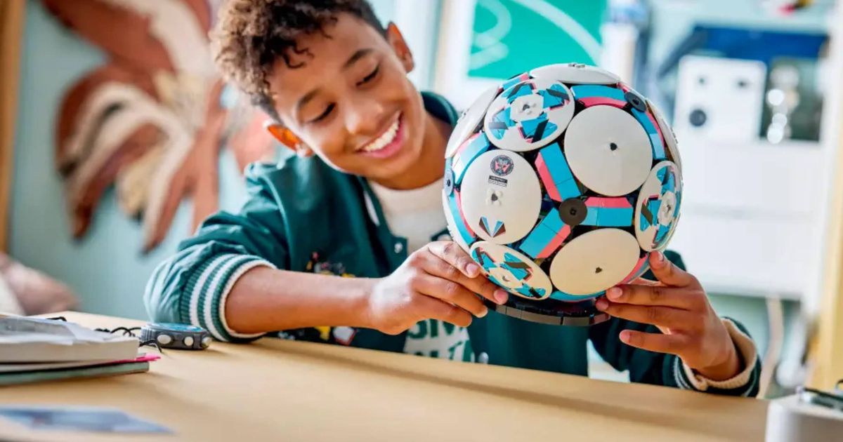Deze LEGO-voetbal verbergt een WK-geheim dat je niet ziet aankomen