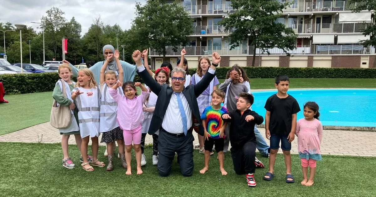 Zwembadje Palenstein weer open voor de zomer