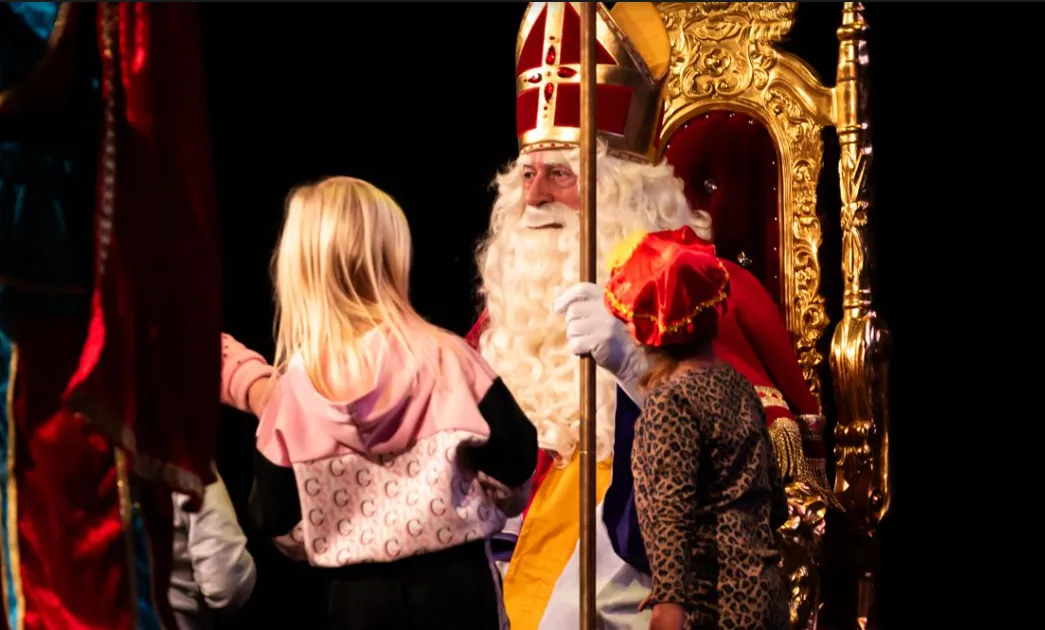 Twaalfde editie van hét grote sinterklaasfeest van stichtig Kind in beeld