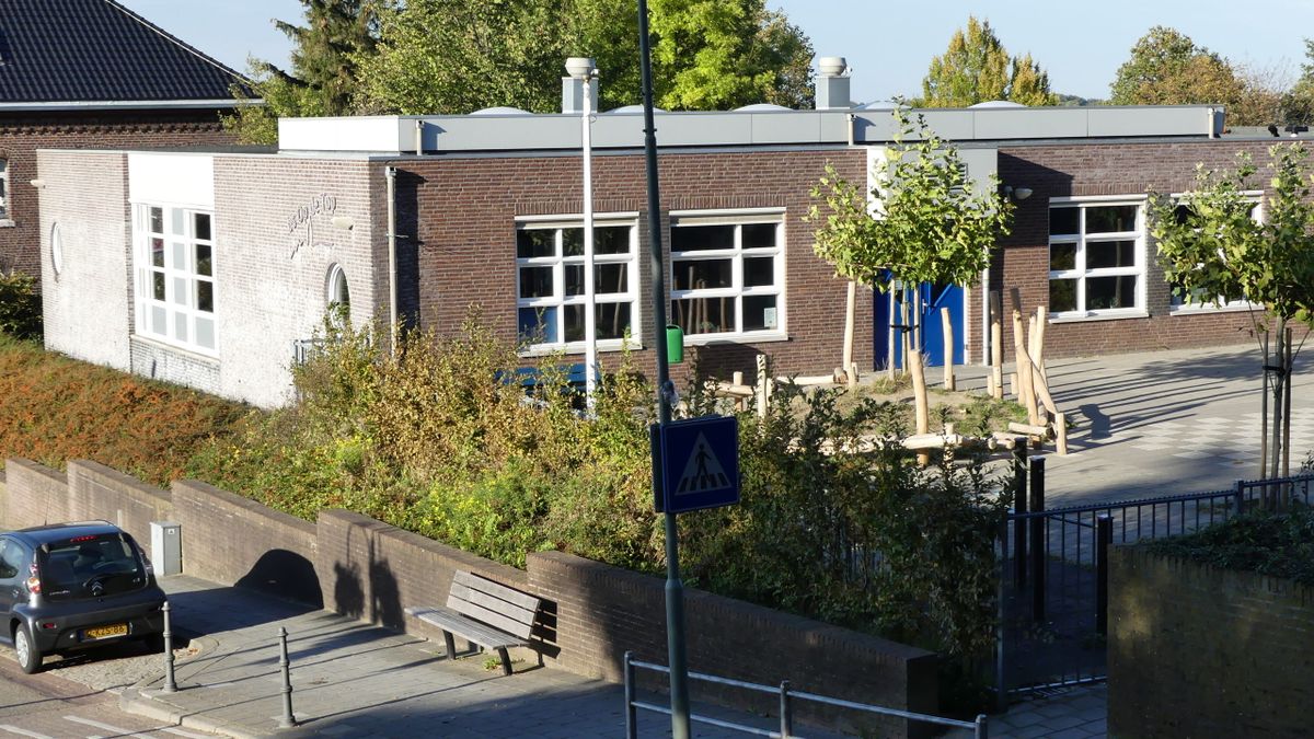 Directeur basisschool: "Kinderen met een snotneus ga ik niet toelaten op mijn school, bel de ...