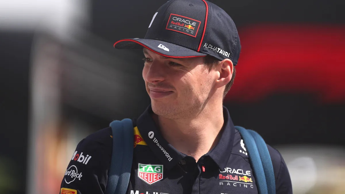 Verstappen gooide hogen ogen tijdens test op de Nürburgring: "Officieus ...