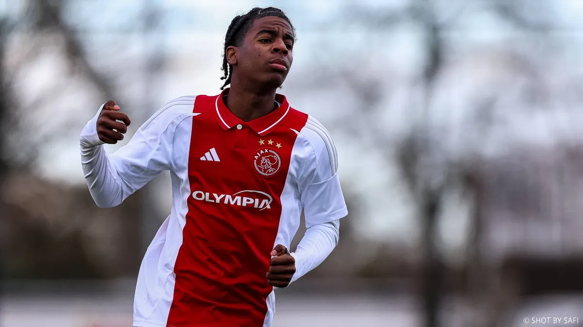 Landvreugd in de belangstelling van drie clubs; Ajax wil talent behouden