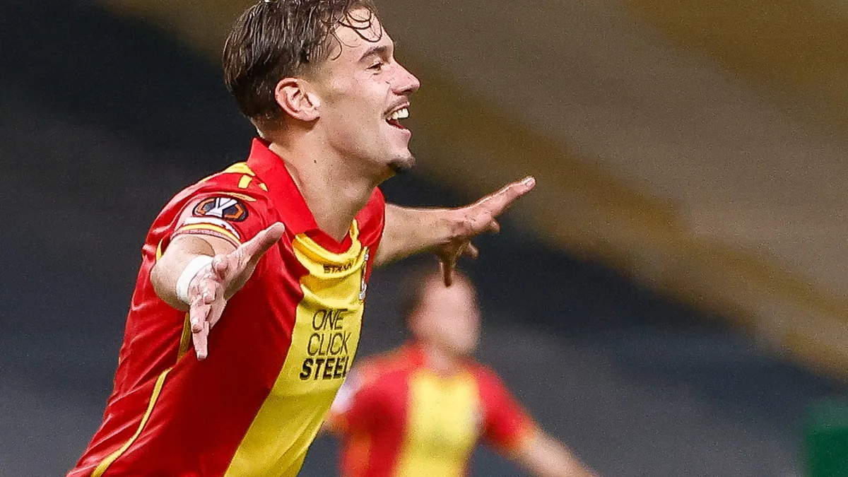 Go Ahead Eagles schrijft historie en wint in slotfase; Feyenoord en FC ...