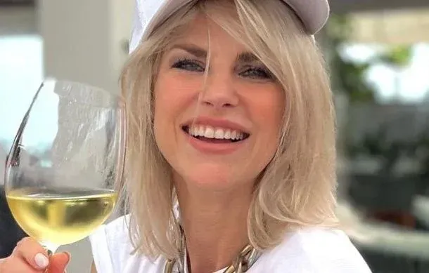 Tanja Dexters vertelt in geuren en kleuren over haar activiteiten tussen de lakens: "Soms zeven ...