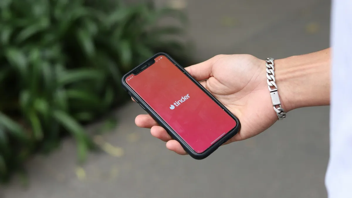 "Ik liet mijn Tinder-date alleen achter in de bioscoop. Maar ik had ...