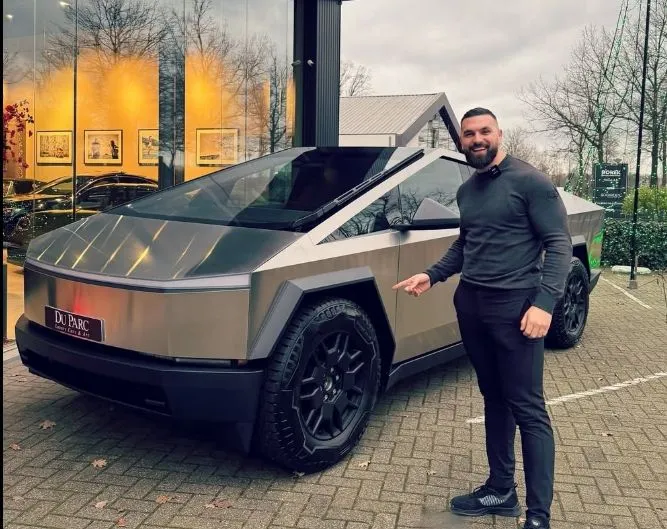 Eerste legale Tesla Cybertruck rijdt rond in België, en dat door een ...