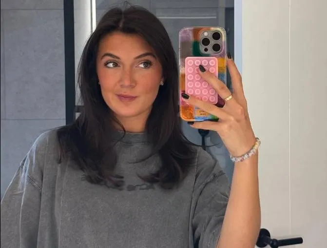 Jamie-Lee Six toont in bikini dat ze haar 'zomervorm' al te pakken ...