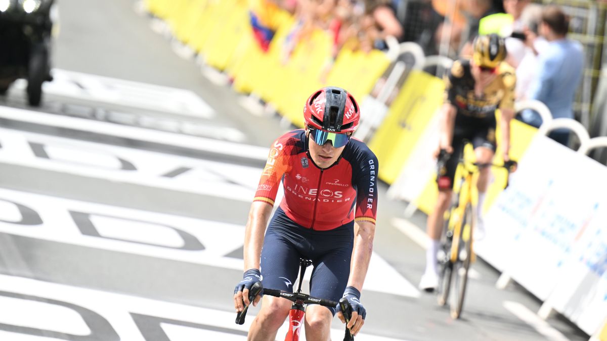 Carlos Rodríguez, very happy after entering with Vingegaard and Pogacar ...