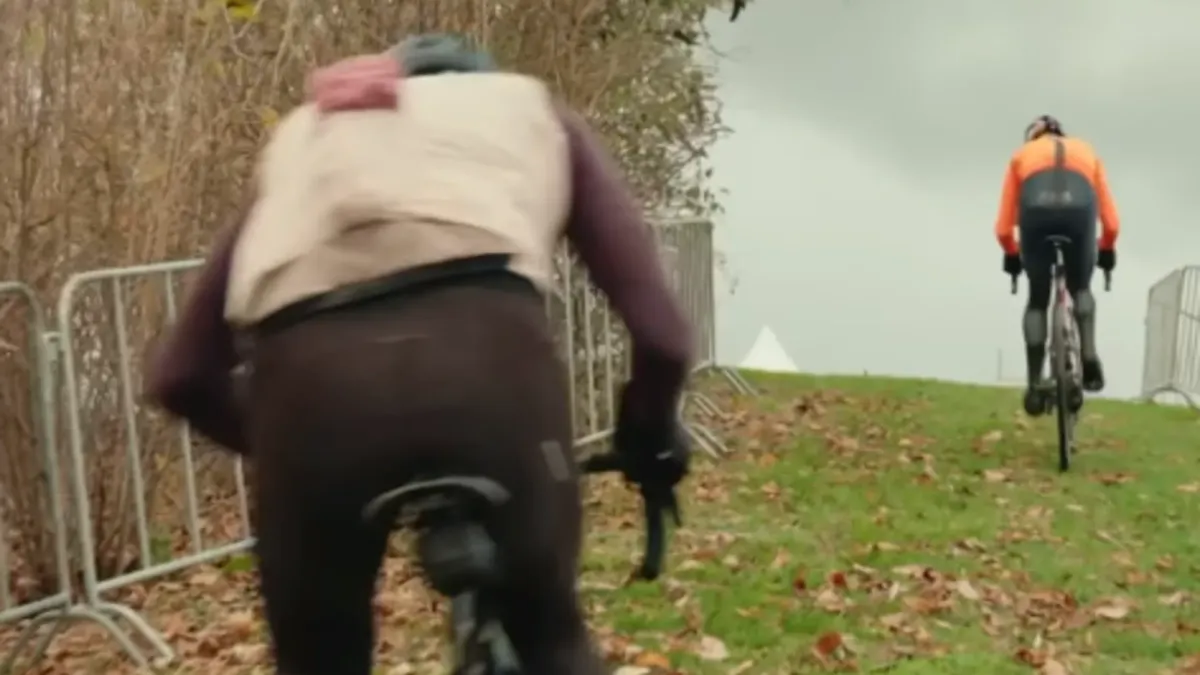 O Turbo Cross das celebridades em Diegem, organizado por Average Rob ...