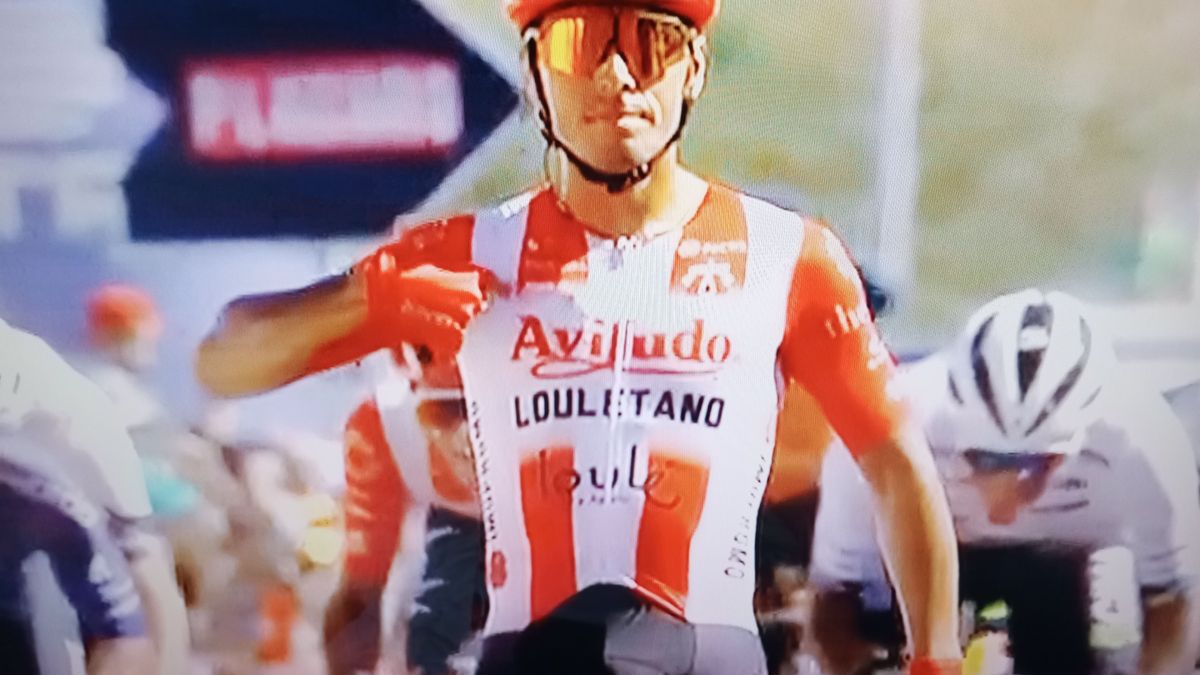 Volta e Portugal 2024 | Aviludo Lauletano domina o sprint final em ...