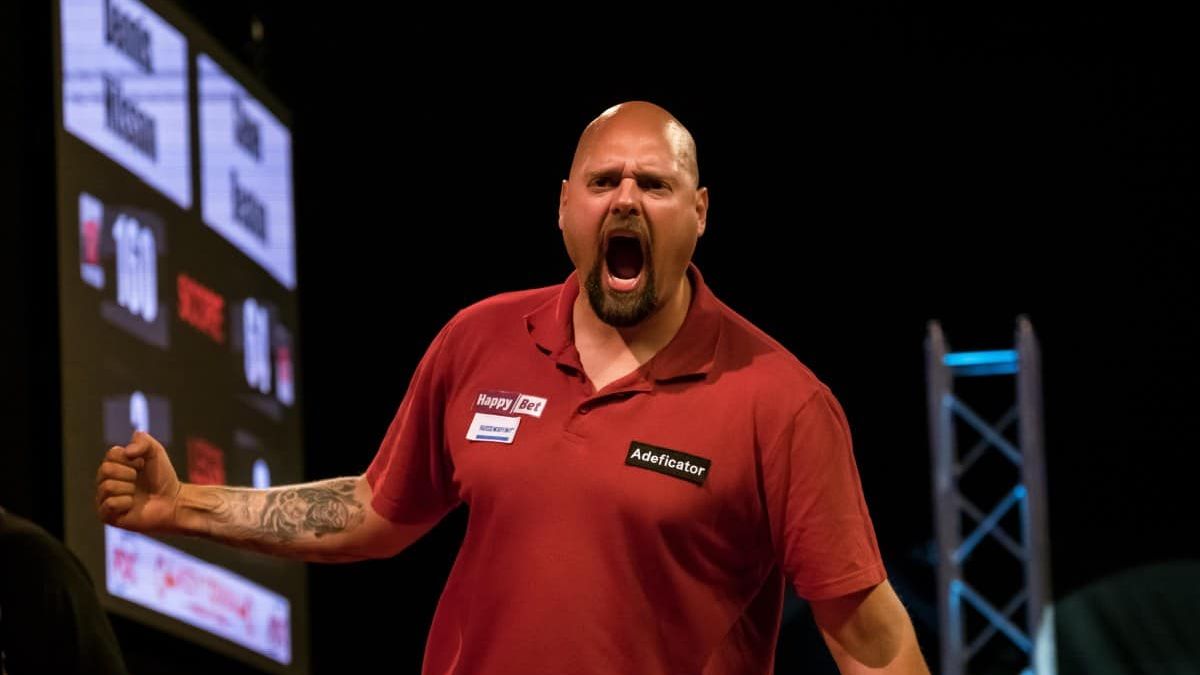 Dennis Nilsson powers into Lakeside first round | Dartsnews.com