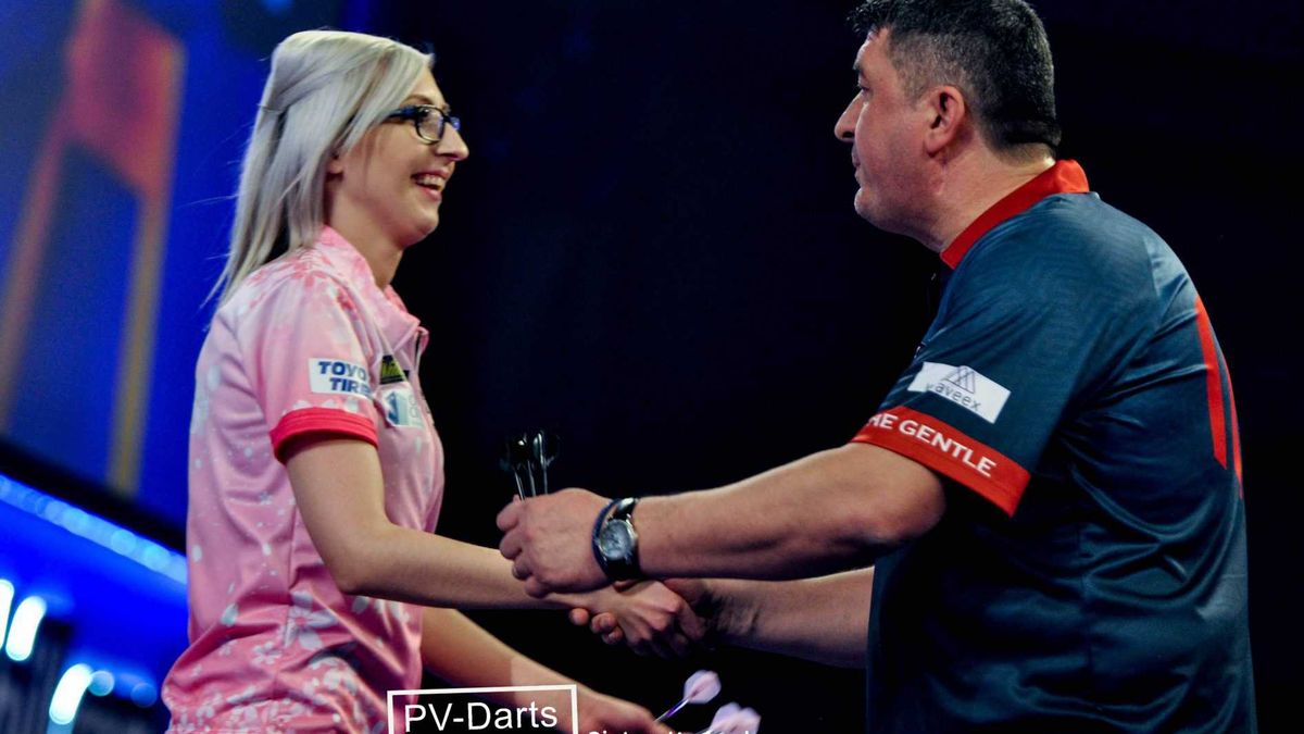 THROWBACK VIDEO: Sherrock stuns the darting world with victory over ...