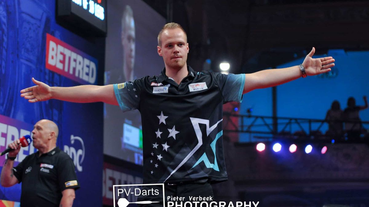 PDC World Championship 2020 seeds profiles: Max Hopp and Jeffrey de ...