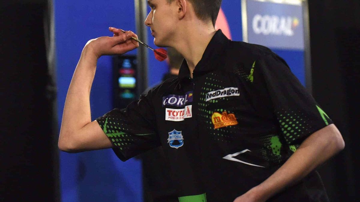 Rafferty wins maiden Development Tour title | Dartsnews.com