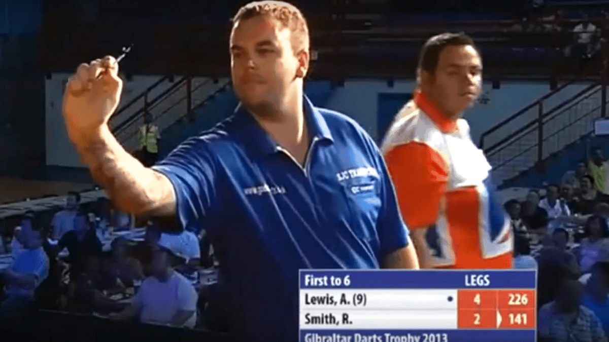 THROWBACK VIDEO: Re-live ‘The Curse of Ross Smith’ nine-dart finish at ...