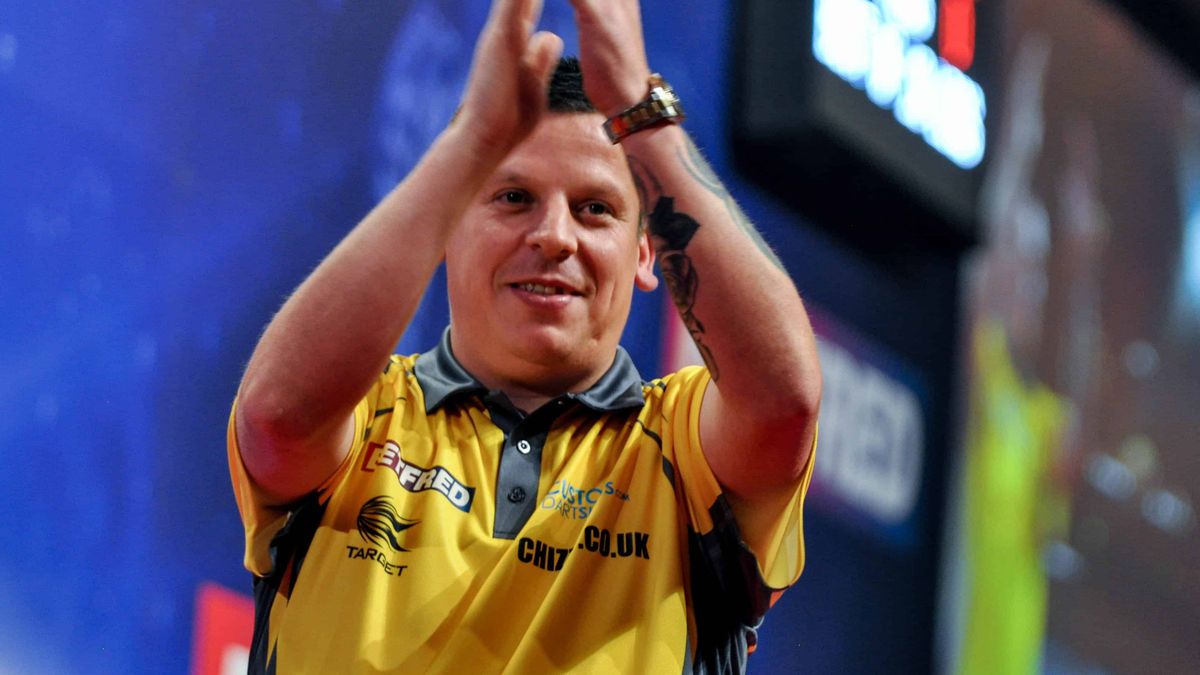 Lastige periode breekt aan voor Chisnall na nieuw contract: 'Zeven á ...