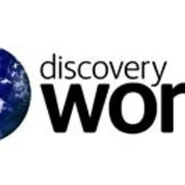 discovery world logo