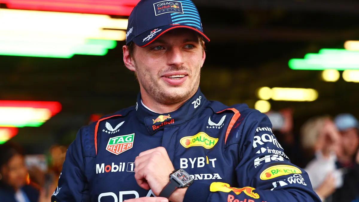 Max Verstappen krijgt steun van oud Formule 1-coureur: "De stewards pakken hem te hard aan"'