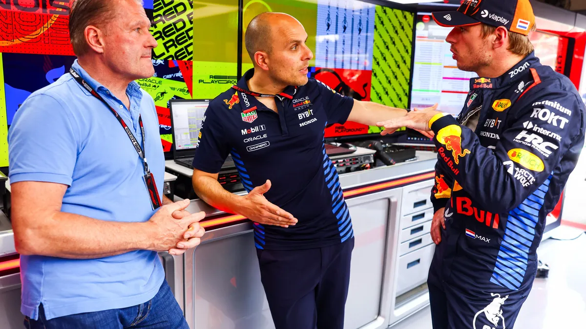 Jos Verstappen weet niet zeker of Max bij Red Bull blijft: "Een overstap is niet uitgesloten"